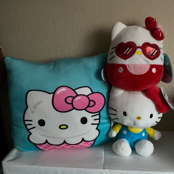 Sanrio | Toys | Hello Kitty Bundle | Poshmark